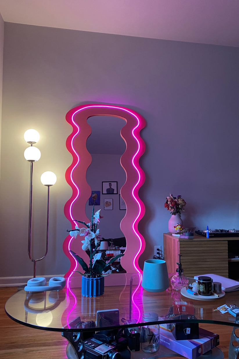 curvy glo mirror – shaped home